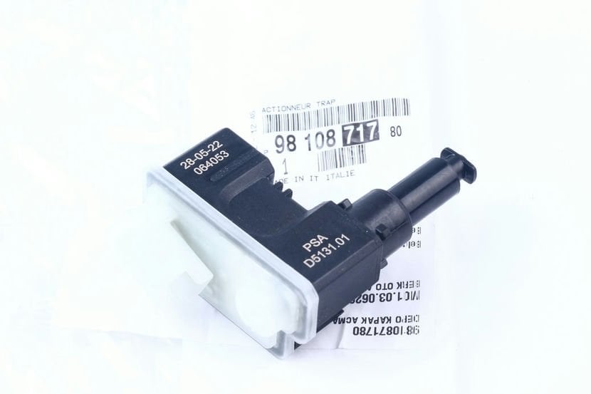 Opel Grandland X Benzin Depo Kilit Motoru Orjinal (9810871780)